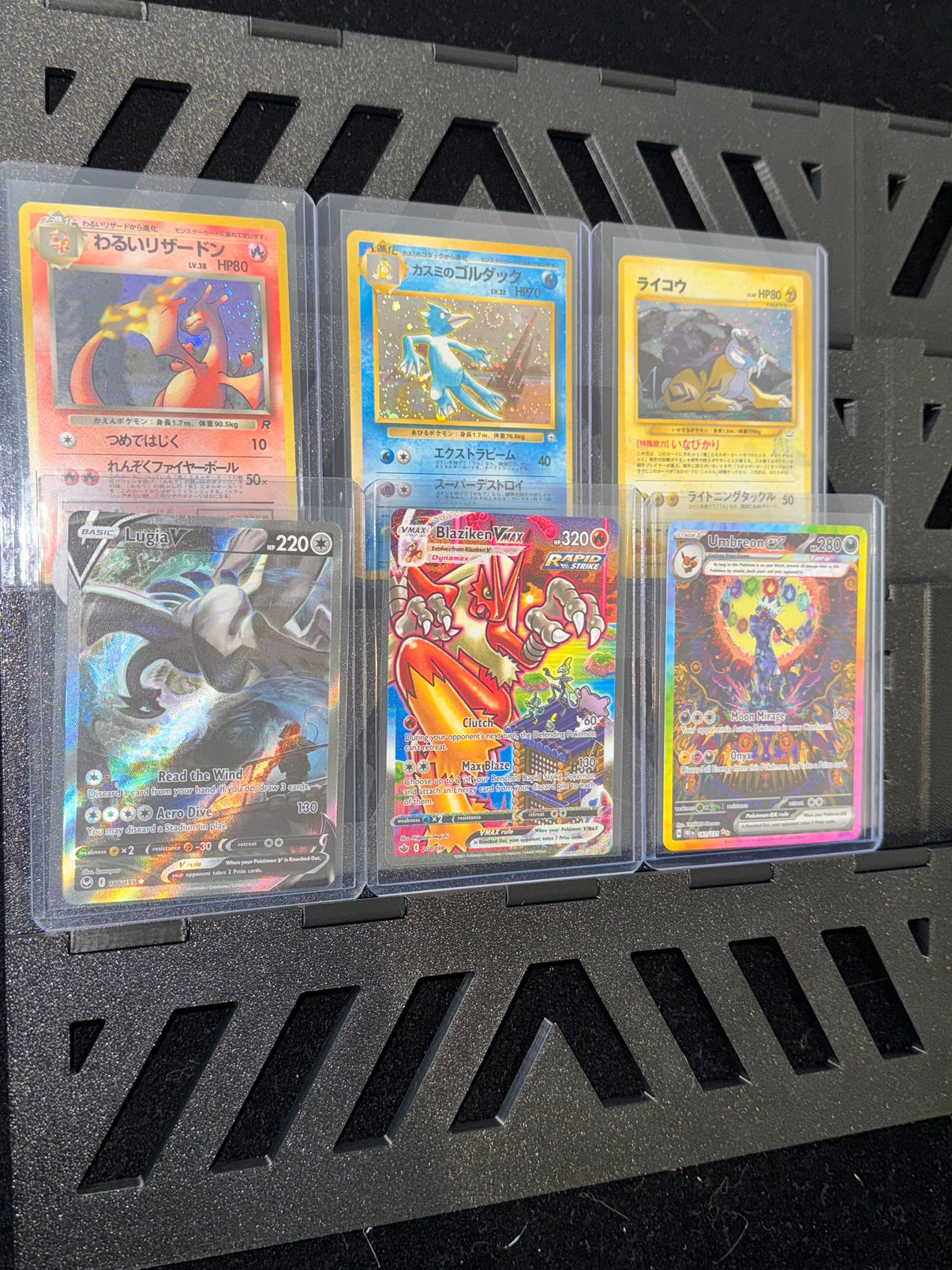 Magnetic UNGRADED Card Risers - Zioncases – Arsenal Displays